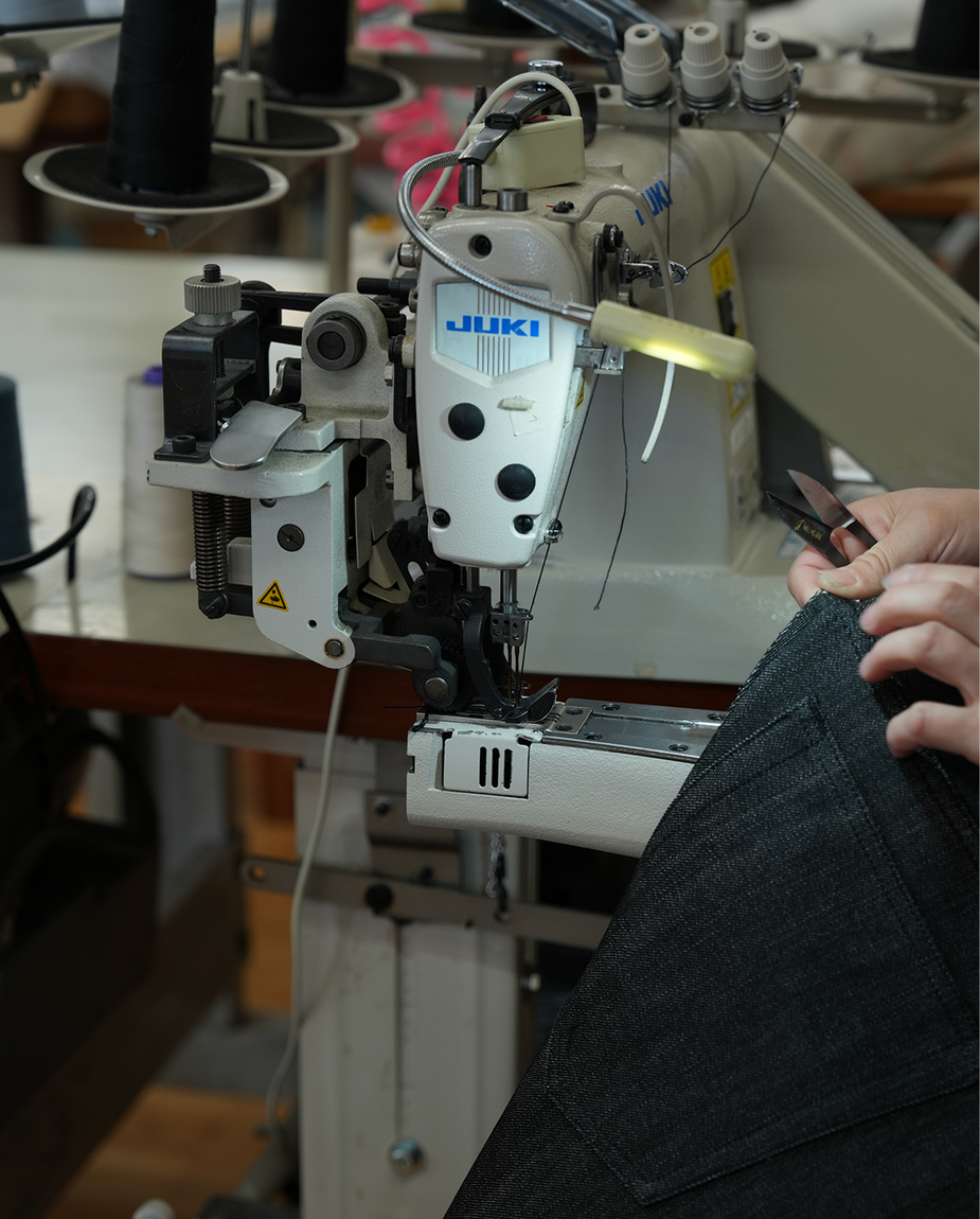 MENES Okayama Raw Selvedge Baggy Jeans - Black | Restock: 9/20 20:00 J